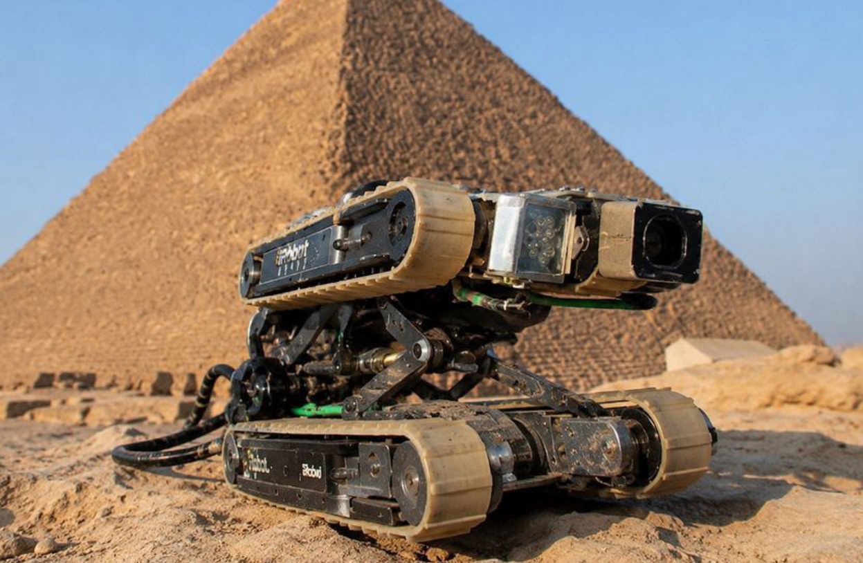 Hallan dos cavidades ocultas en una pirámide de Giza que apuntan a una ...